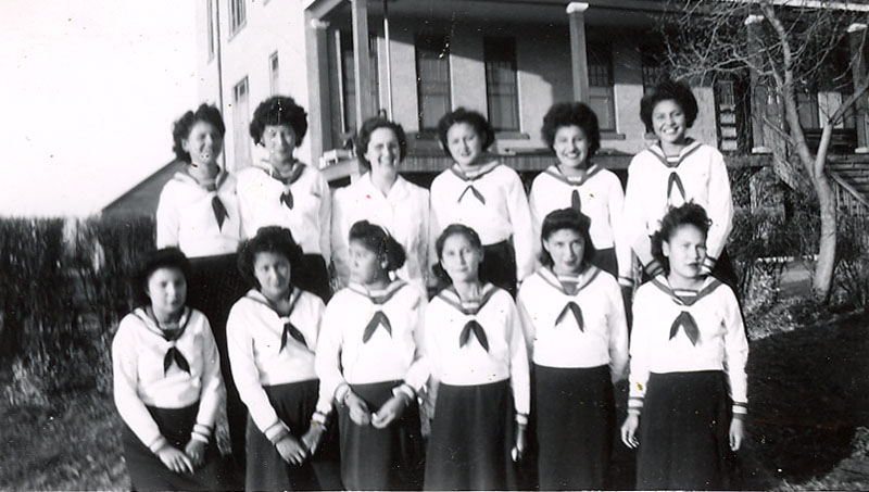 [Canadian Girls in Training group, File Hills Residential School ...